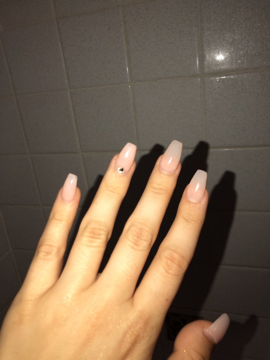 Nayelly Nails On Twitter The Shape The Cuticles The Color π₯π₯β¦