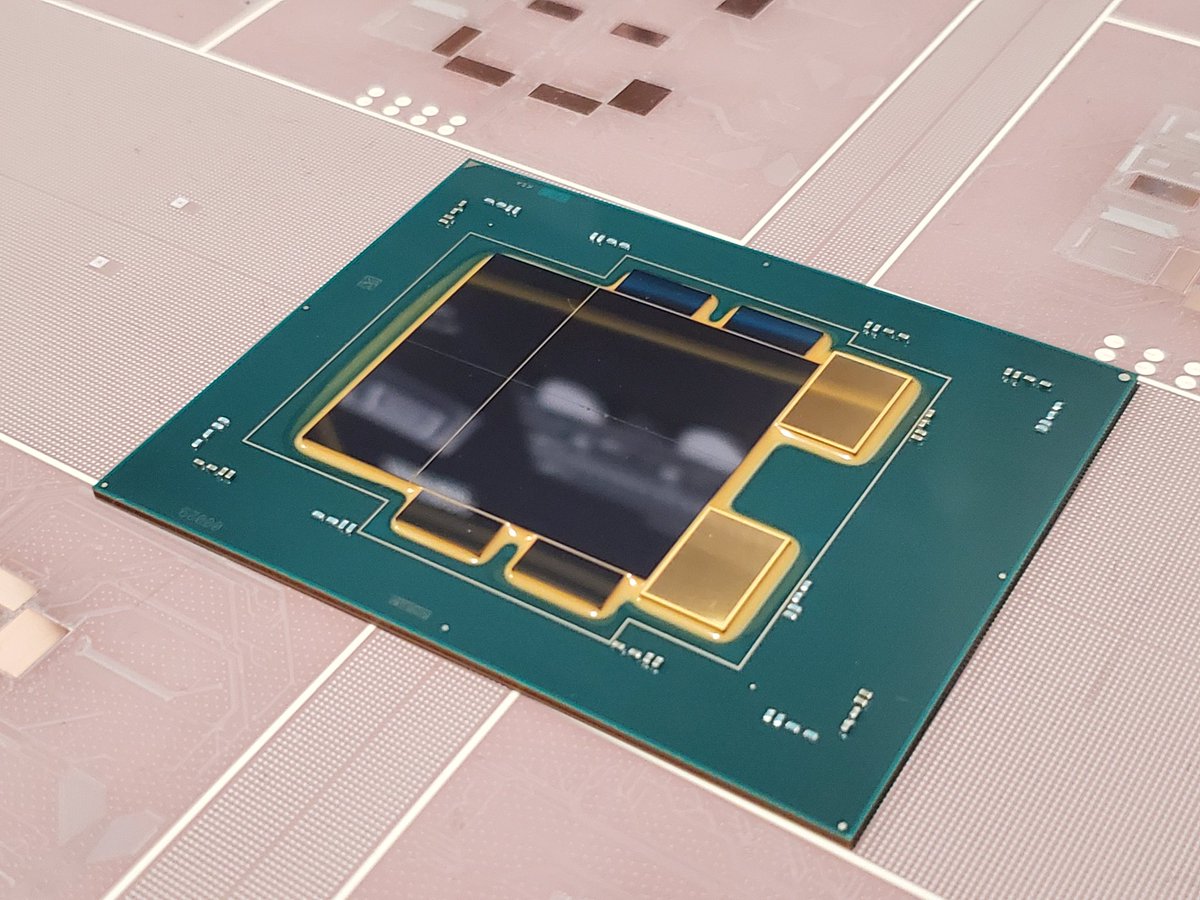 Intel announces Co-EMIB, ODI and MDIO at SemiCon West 2019 : r/intel