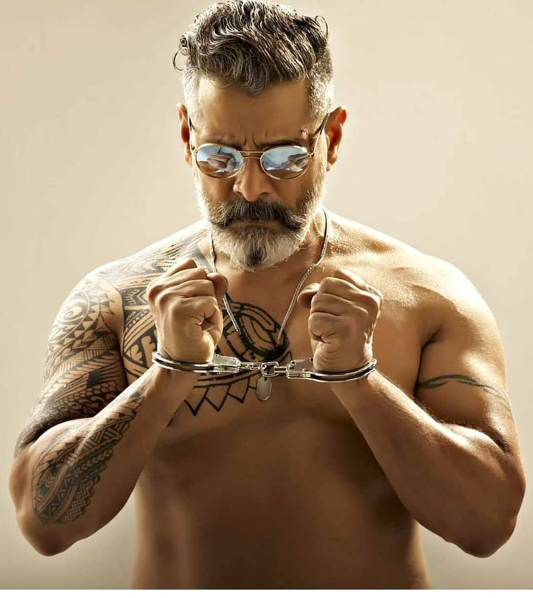 Chiyaan Vikram Six Pack