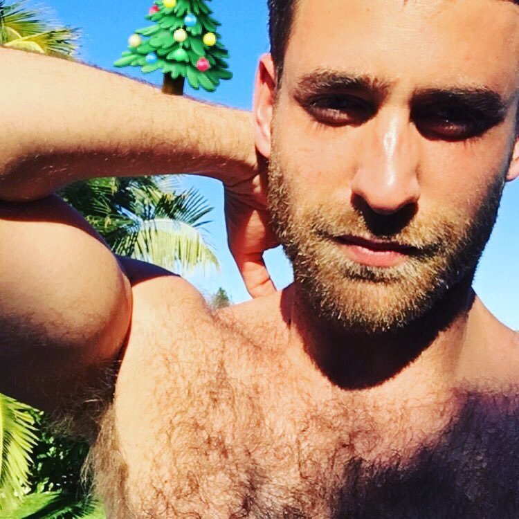 Oliver Jackson Cohen Shirtless