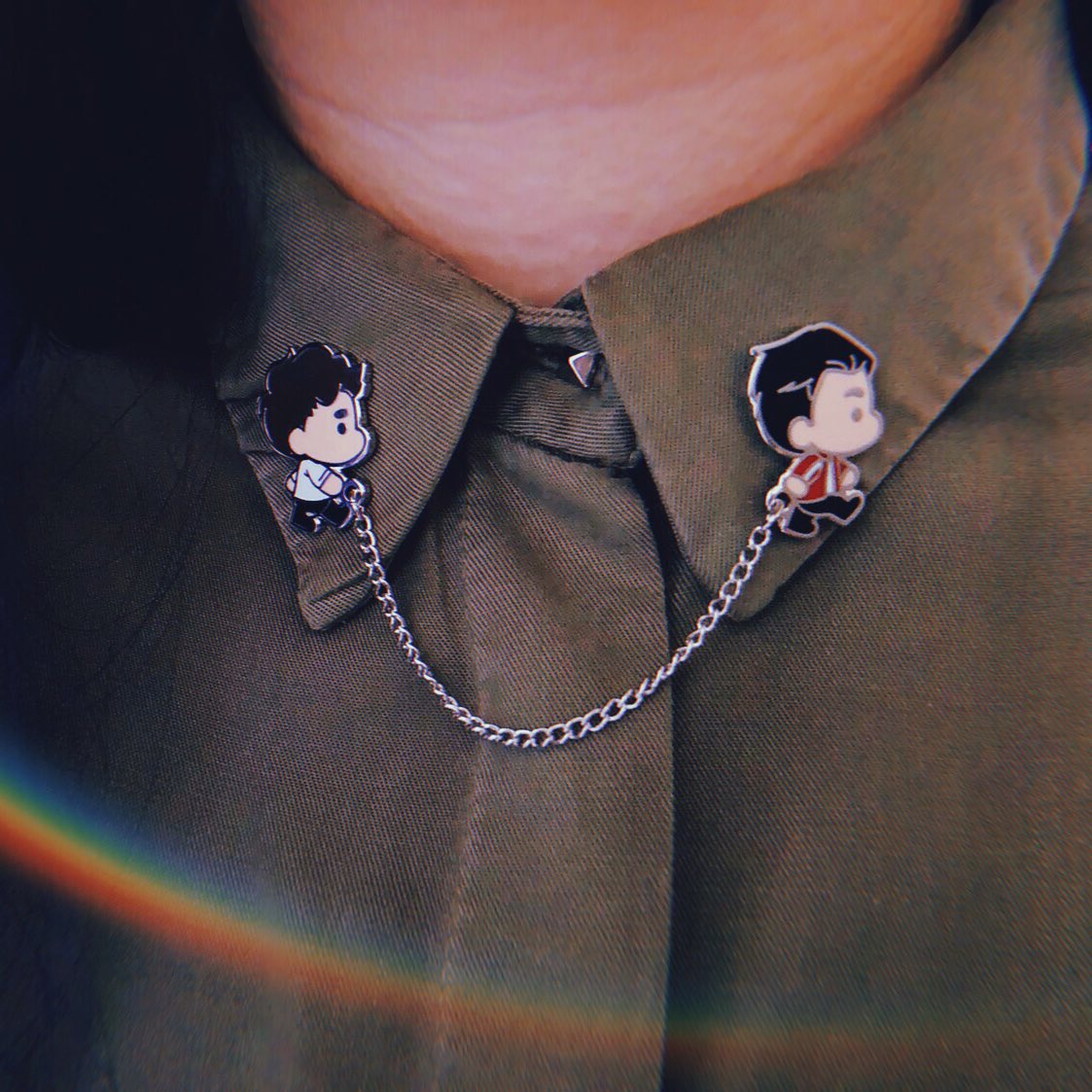 「Interactive Introverts enamel pins ?‍♂️ 」|Maddox 🔜 ComiFuro 16のイラスト