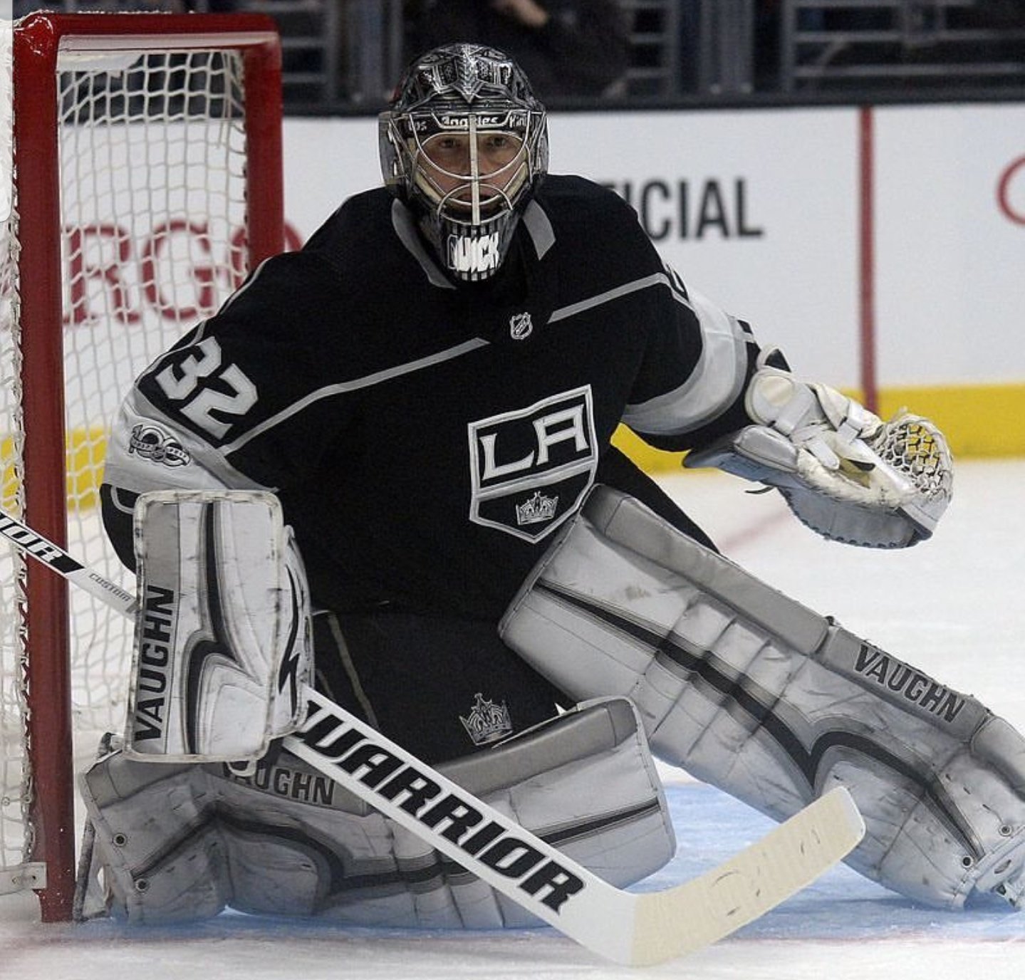 Jonathan Quick 2022 Pads