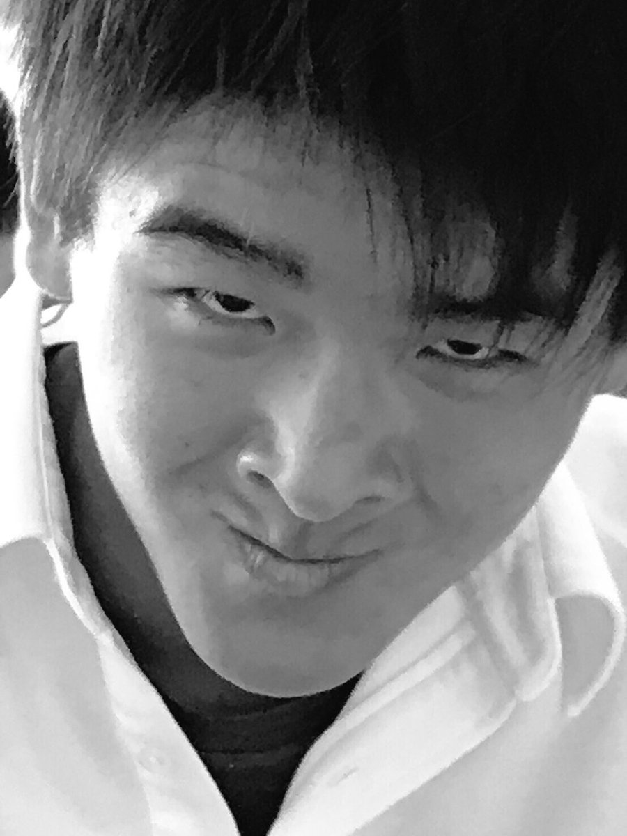 横山諒 (@yokoyama_botbot) | Twitter