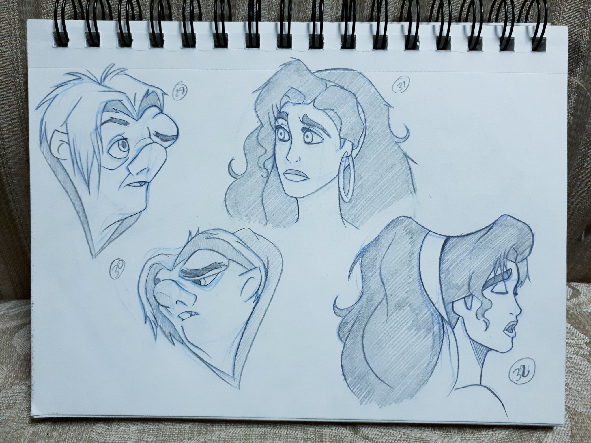 300 Hunchback Character