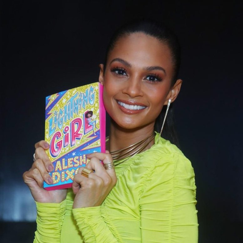 59 best Twitter @aleshaofficial images on Pholder | Love her ♥