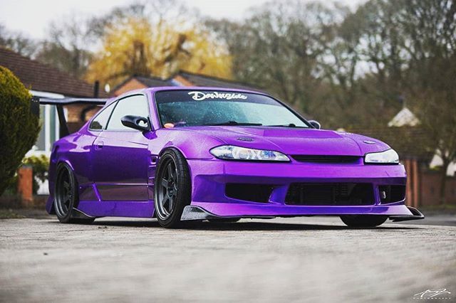 Nissan Silvia S15 Spec R Drifting