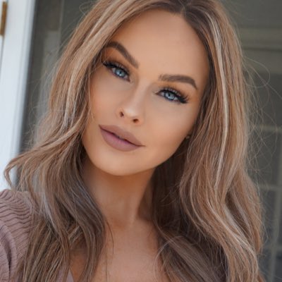 Courtney Elizabeth's Instagram, Twitter & Facebook on IDCrawl