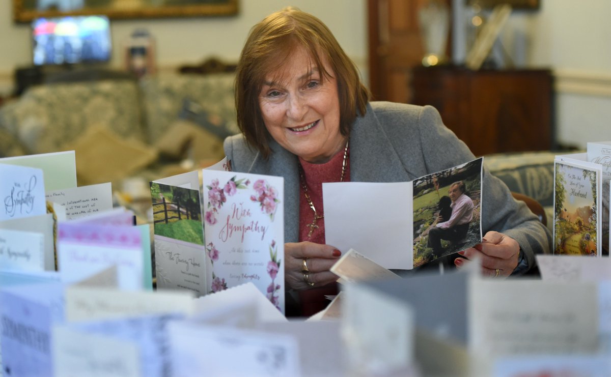 Lady Anne Dodd says thanks for thousands of cards after Sir Ken's death ...