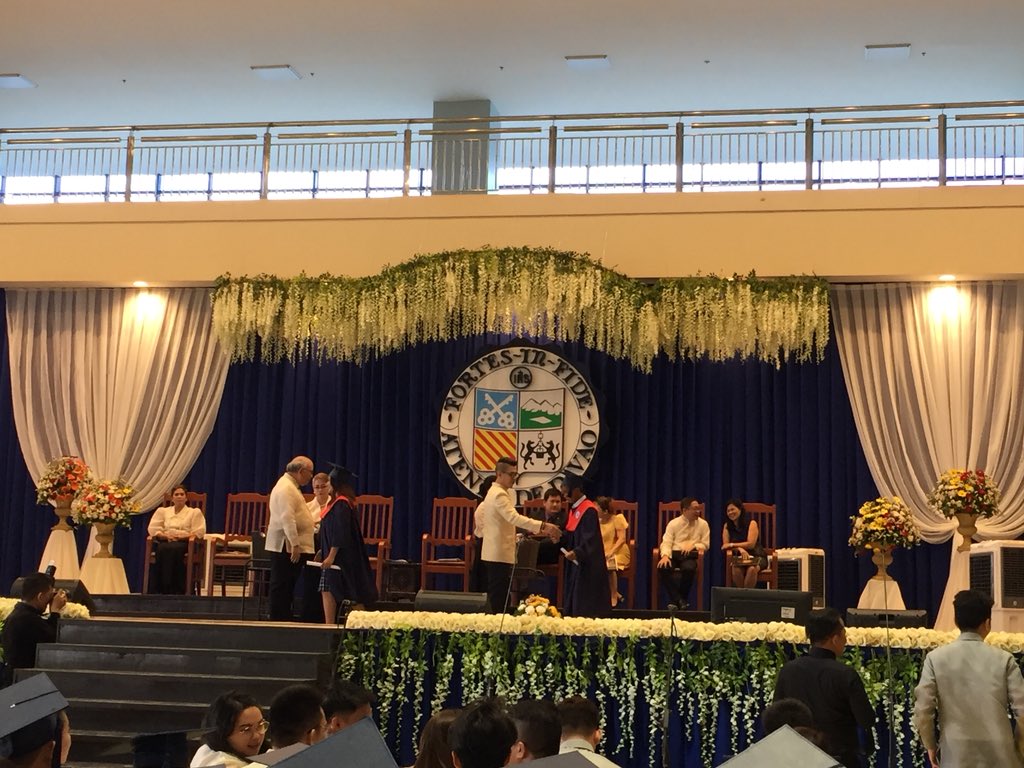 Graduation Stage Design