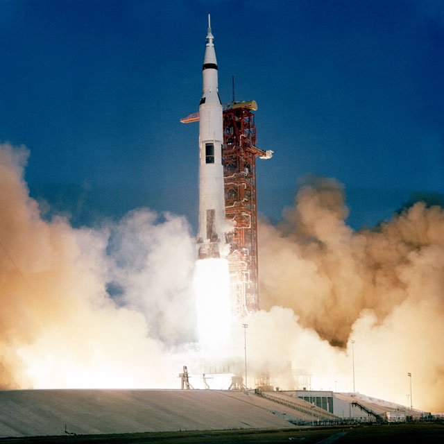 Apollo 27 Rocket