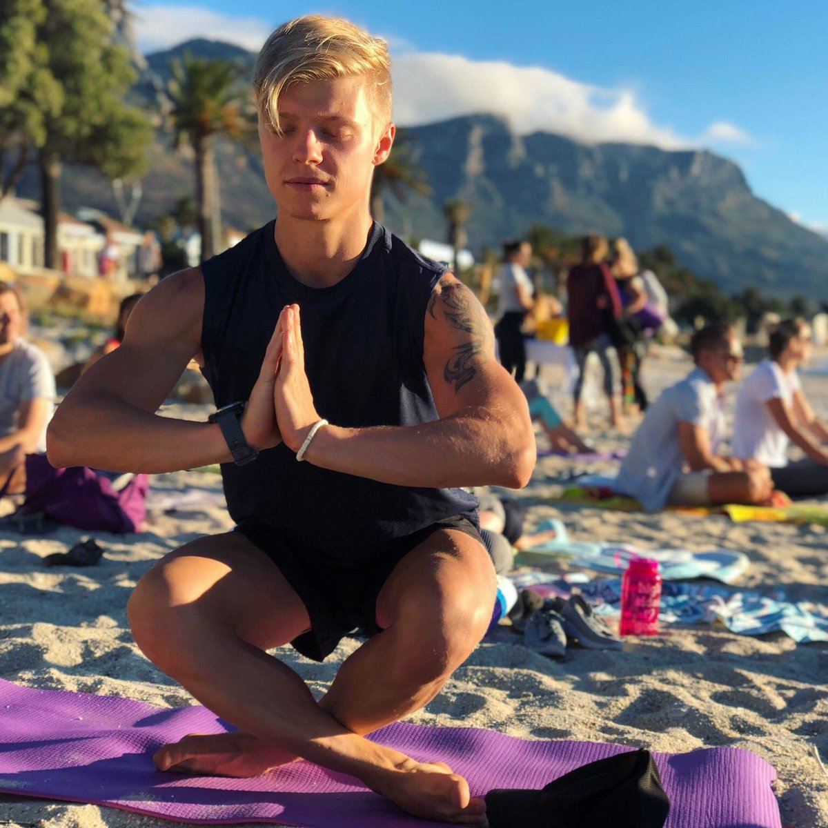 Sven Basquiat - @SvenBasquiat Twitter Analytics