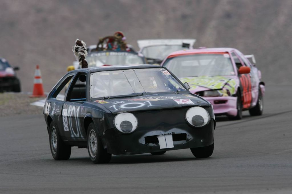 24 Hours of LEMONS – Endurance Racing for $500 Cars