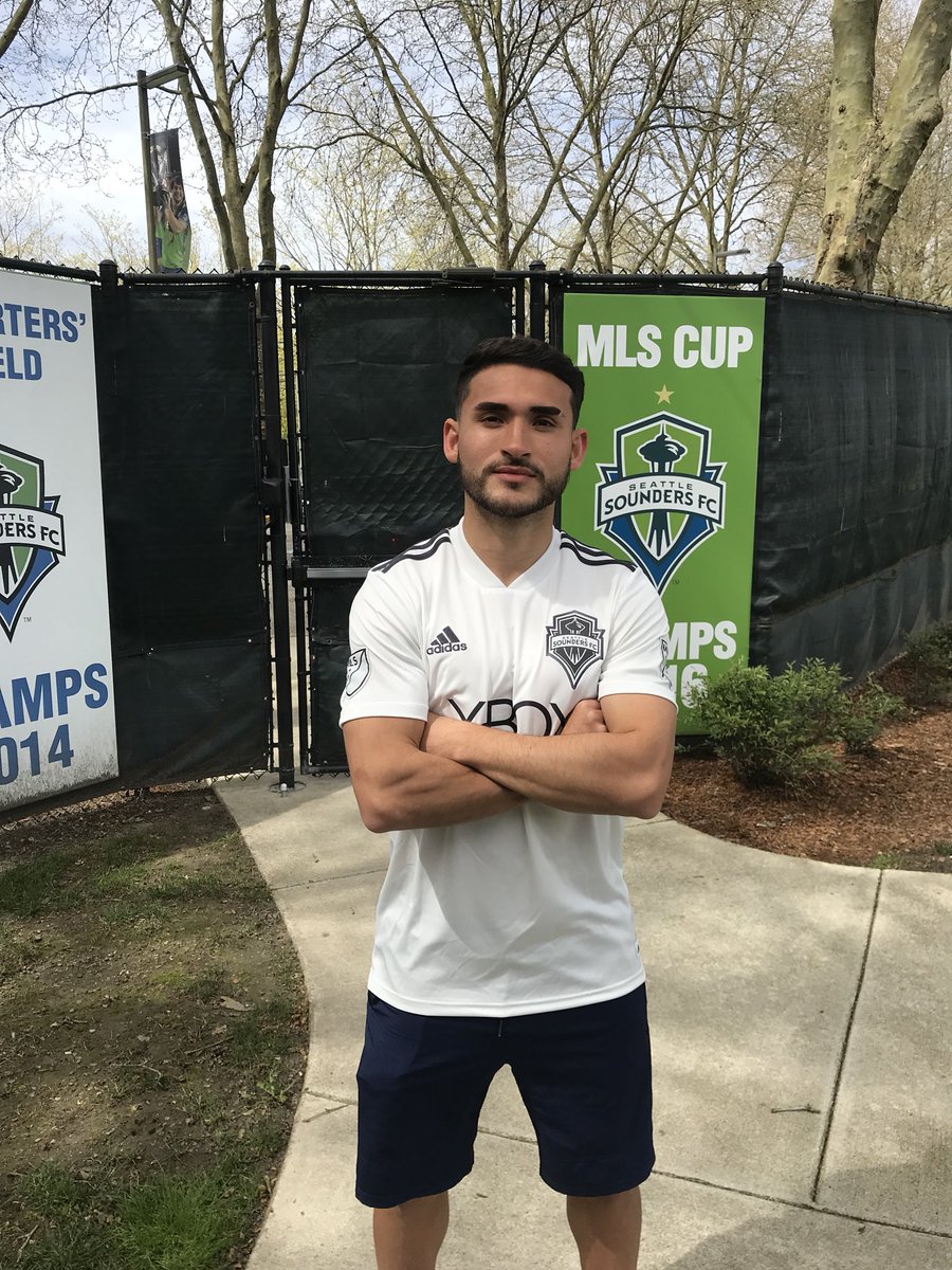 Alex Roldan Earns Praise On His Debut – Seattle Football