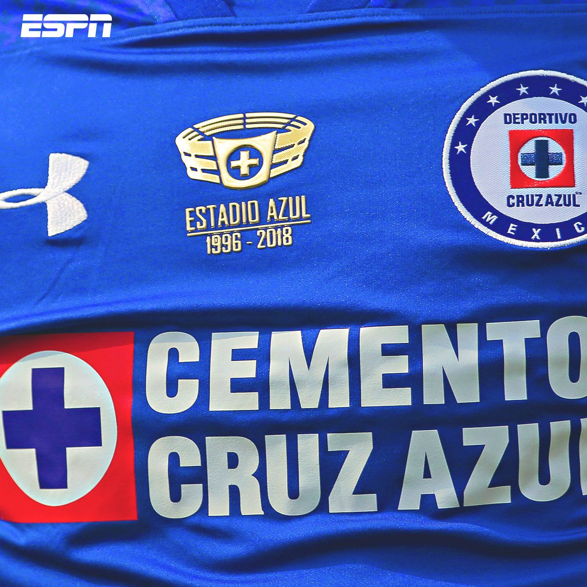 El parche oficial que Cruz Azul porta por la despedida del Estadio Azul ...