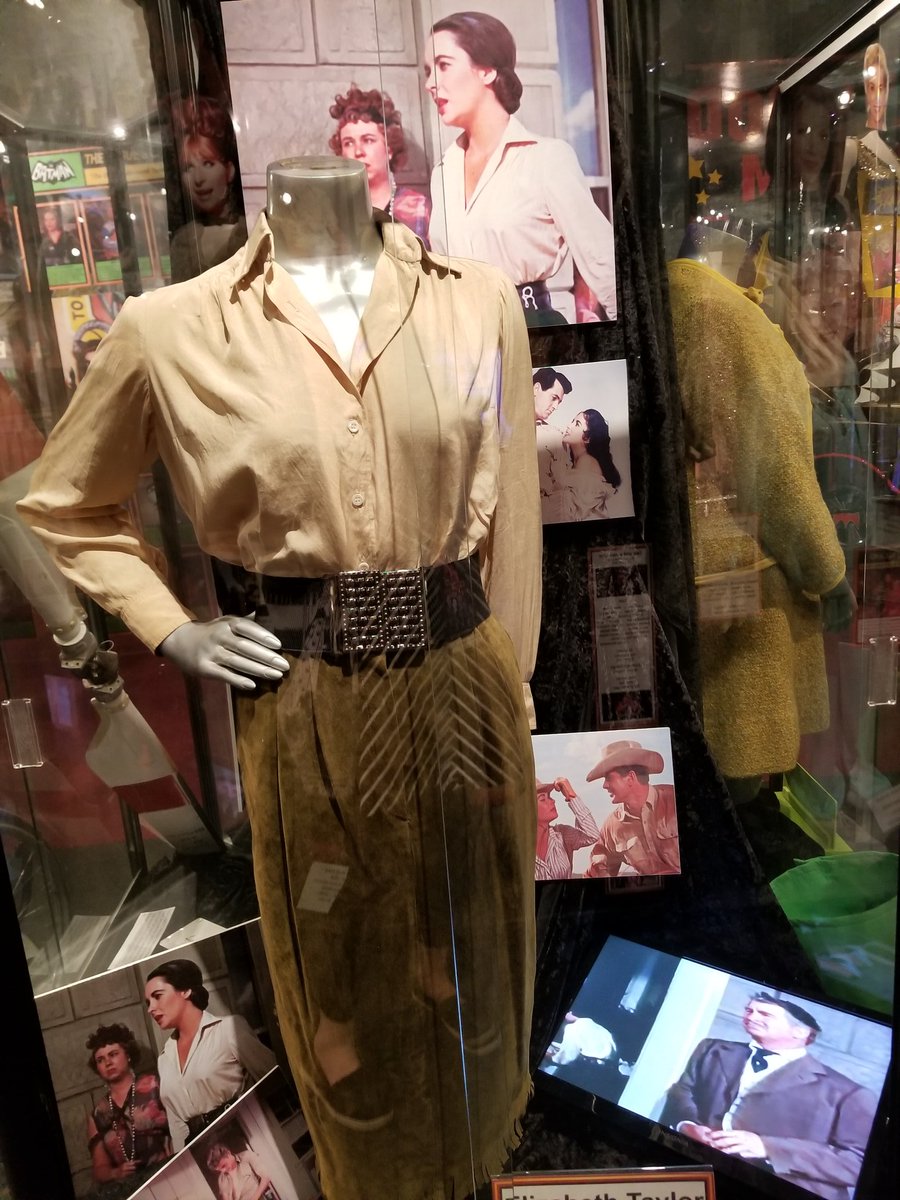 Elizabeth Taylor Giant Costumes