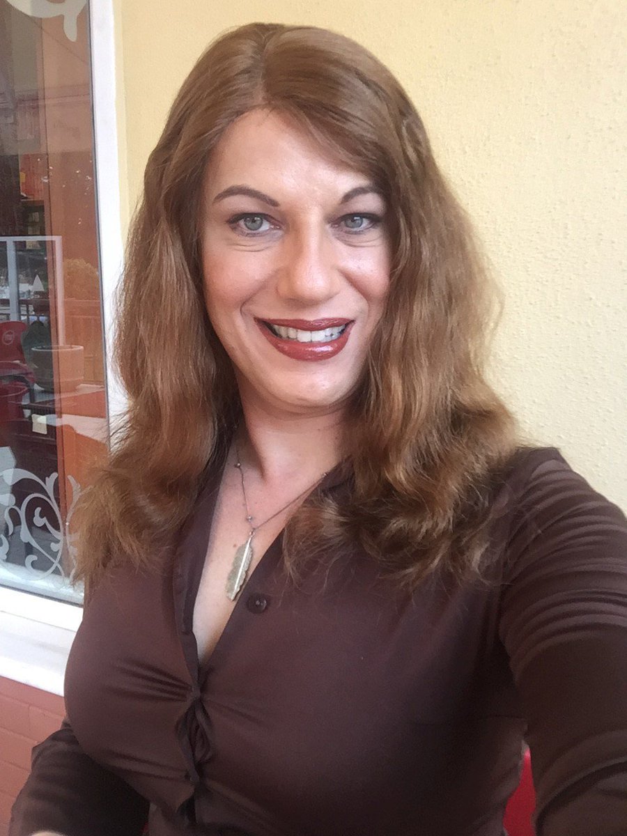 Sandra Lopes's Instagram, Twitter & Facebook on IDCrawl