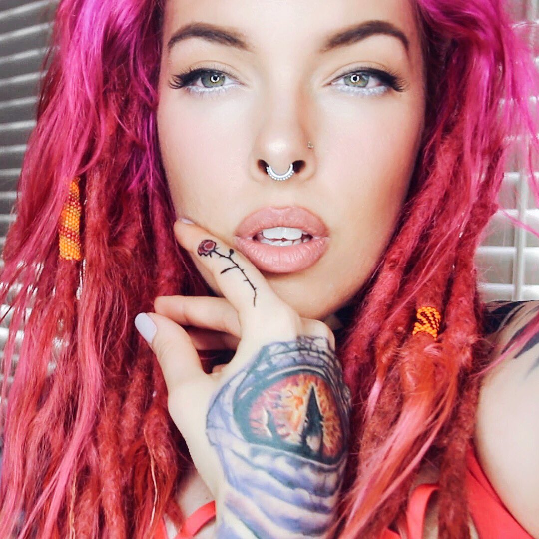 Victoria Rose's Instagram, Twitter & Facebook on IDCrawl