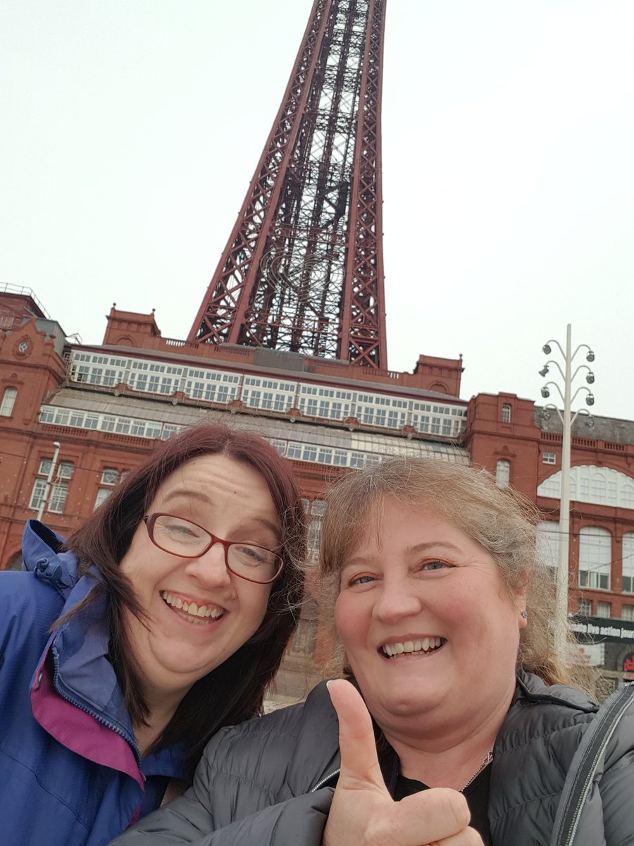 Adele Booth (@delib00) | Twitter