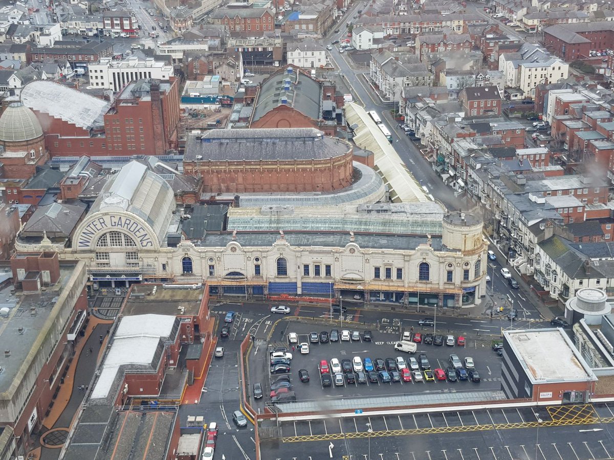 Adele Booth (@delib00) | Twitter