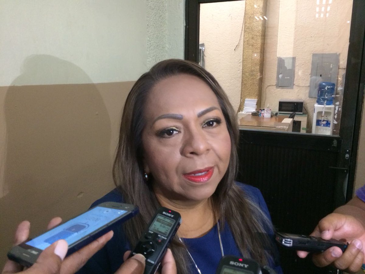 Andrea Barros (@b4_andrea) | Twitter