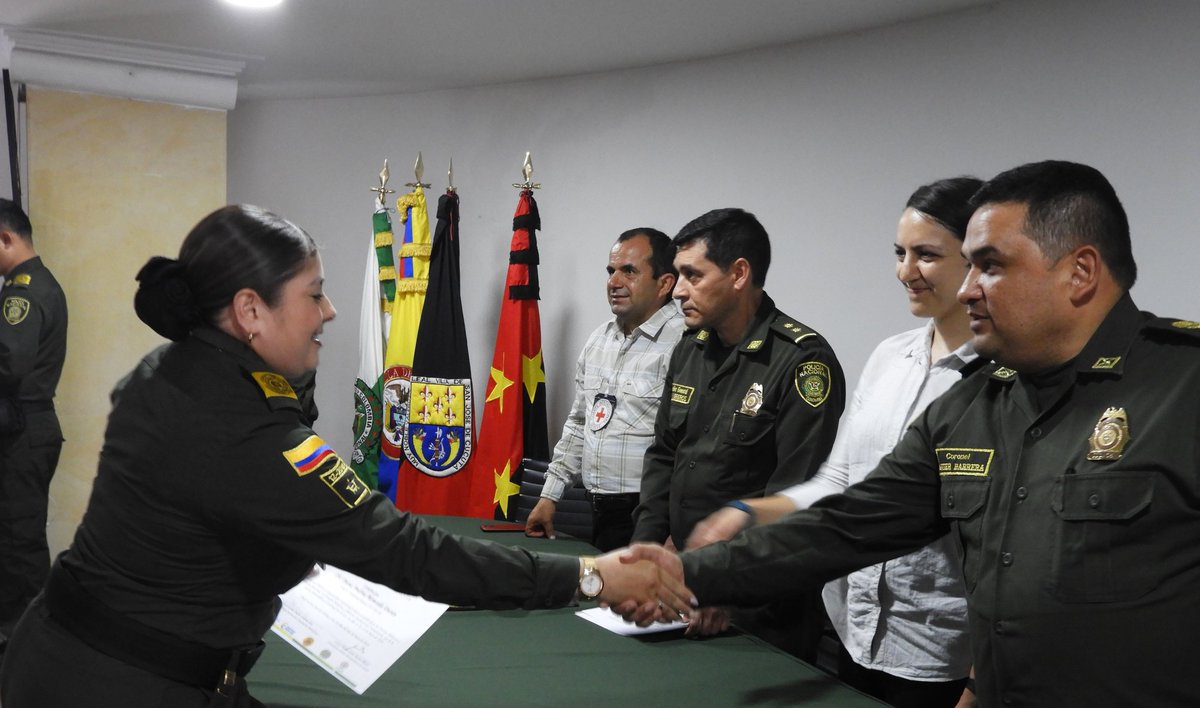 Policía Metropolitana De Cúcuta On Twitter Con El Cdte De La