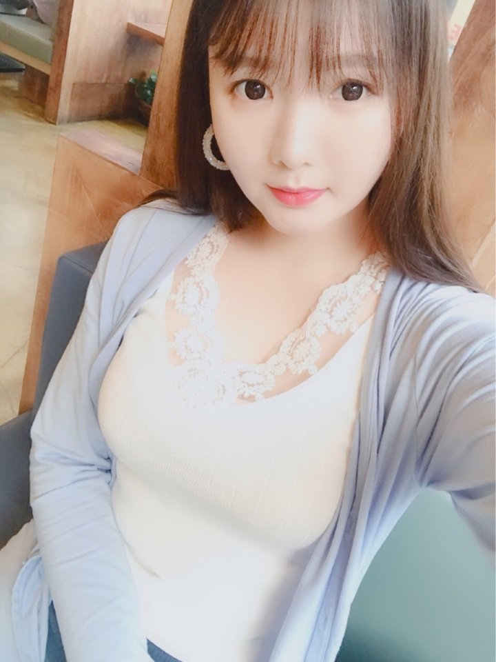 TW Pornstars - 𝓎𝓊𝓊𝓇𝒾. Twitter. 喧嘩して家飛び出した | YUURI OFFICIAL BLOG #Decolog. 9:29 AM - 11 May 2018