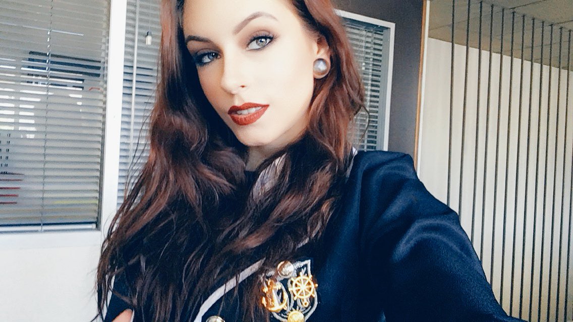 TW Pornstars - Anna De Ville. Twitter. 11:35 AM - 11 May 2018