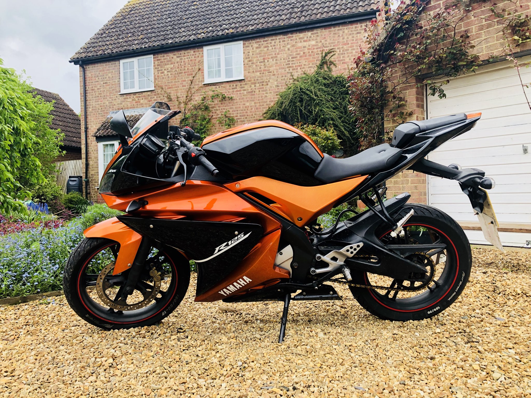 Yamaha R125 Black