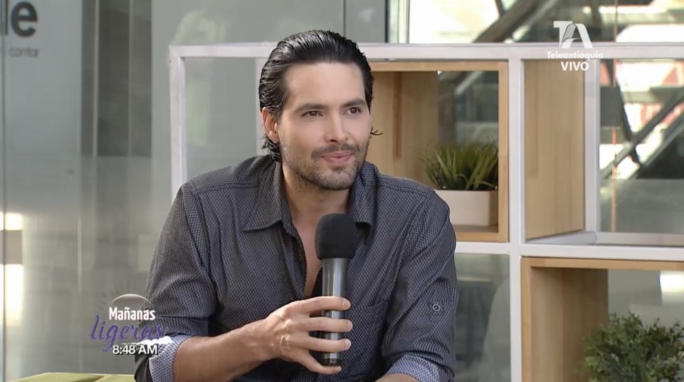 Aldemar Correa Y Su Novia