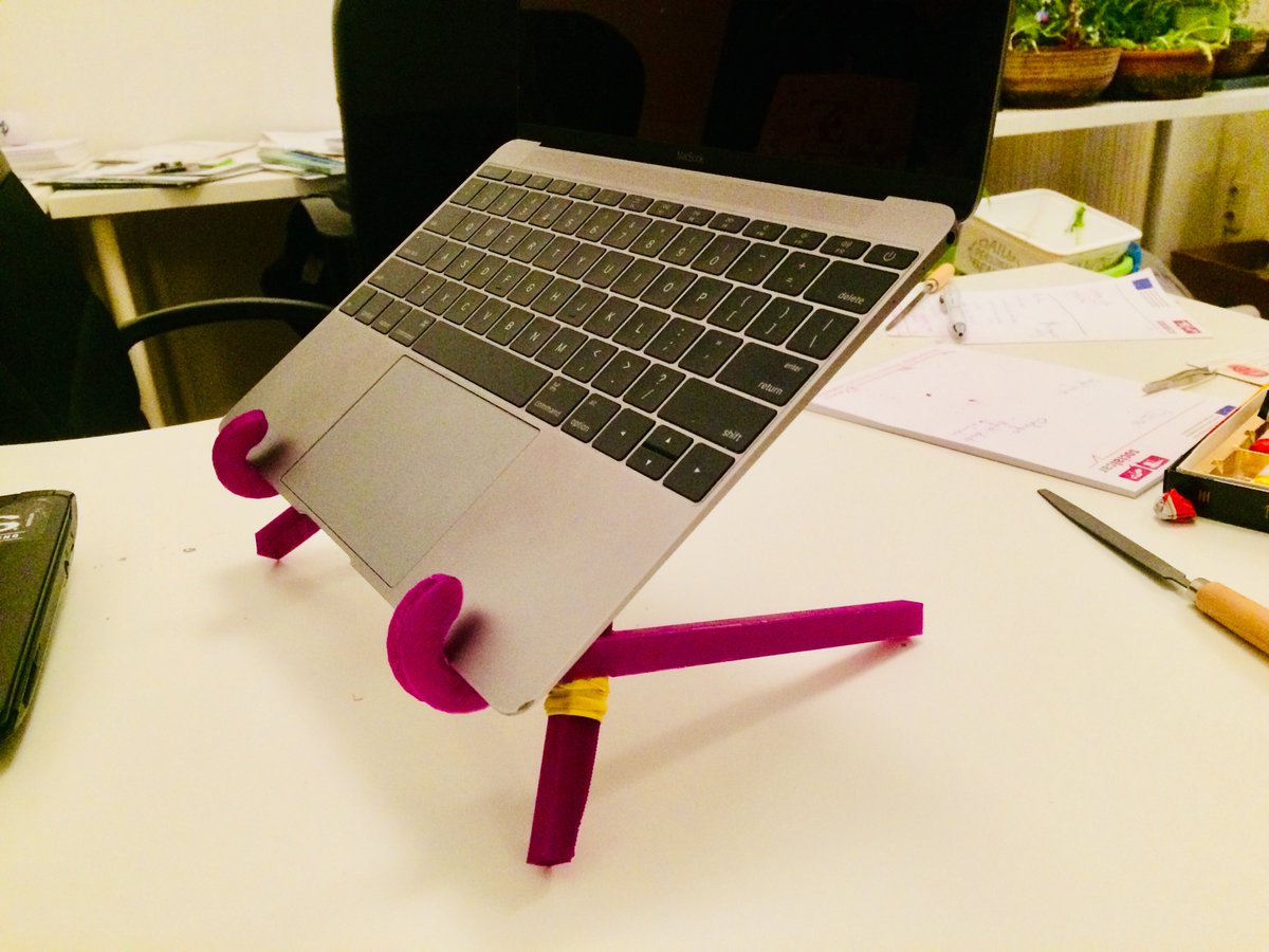 GitHub - vinyll/laptop-stand: A 3D printable laptop stand