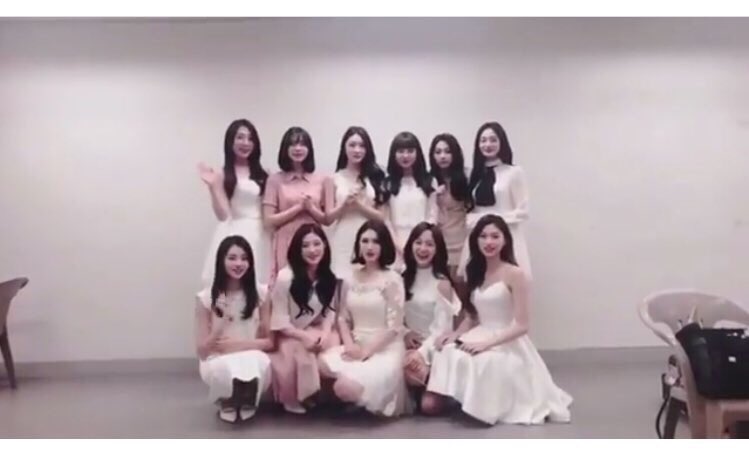 IOI THAILAND!♡ on Twitter: "ตำแหน่งยืนเหมือนเดิม☺️💗 #IOI…