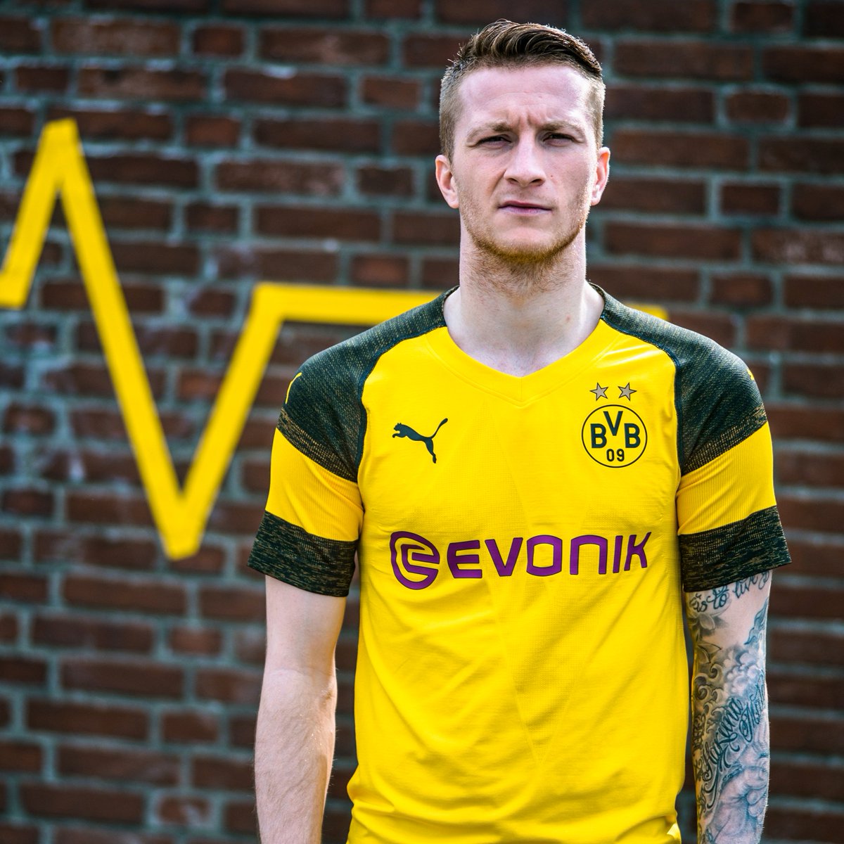Marco Reus models the new BVB home kit ? (? via pumafootball ) | B/R ...