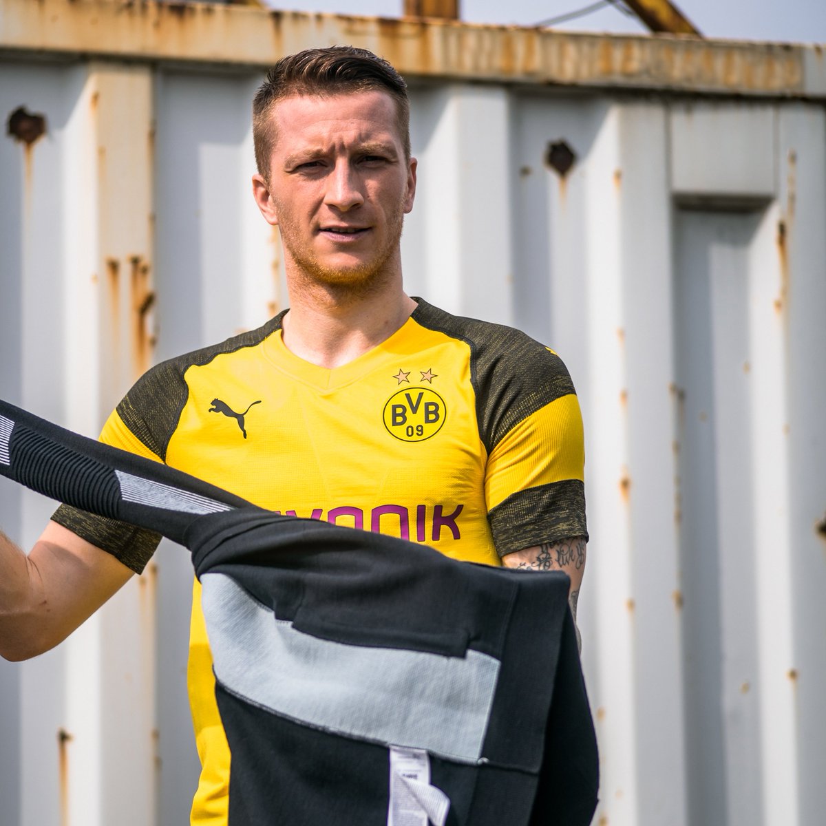 Marco Reus models the new BVB home kit ? (? via pumafootball ) | B/R ...