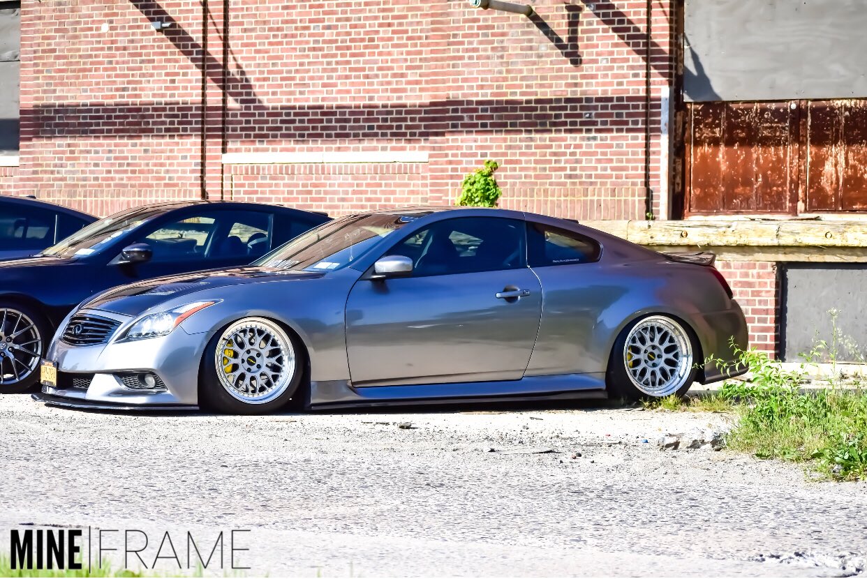 Bagged G37 Coupe