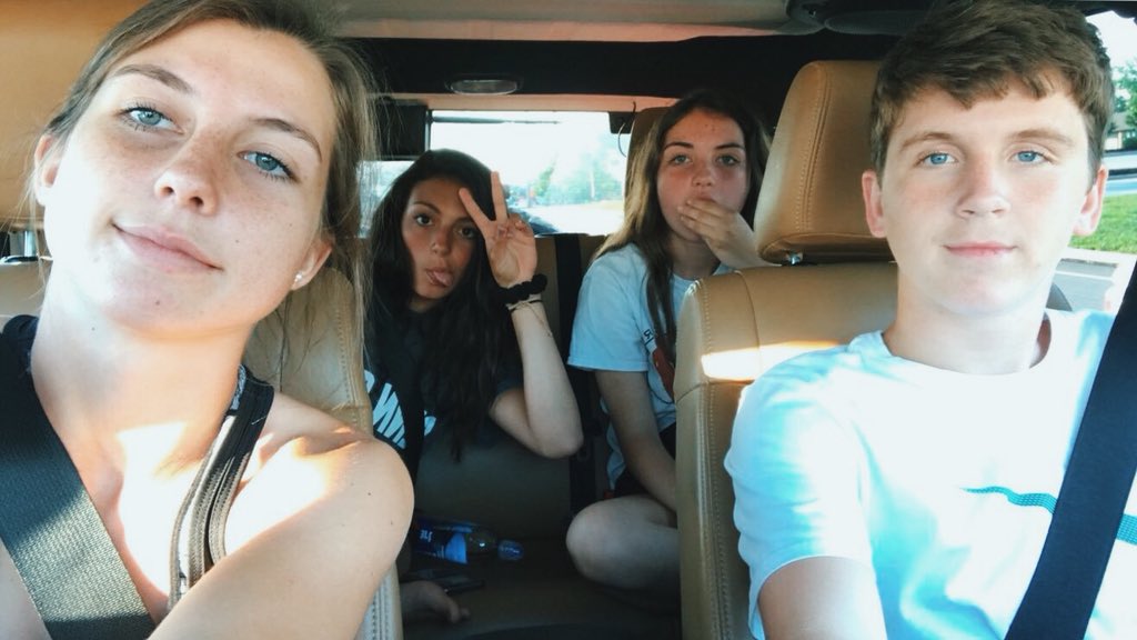 Jackie Goebel's Instagram, Twitter & Facebook on IDCrawl