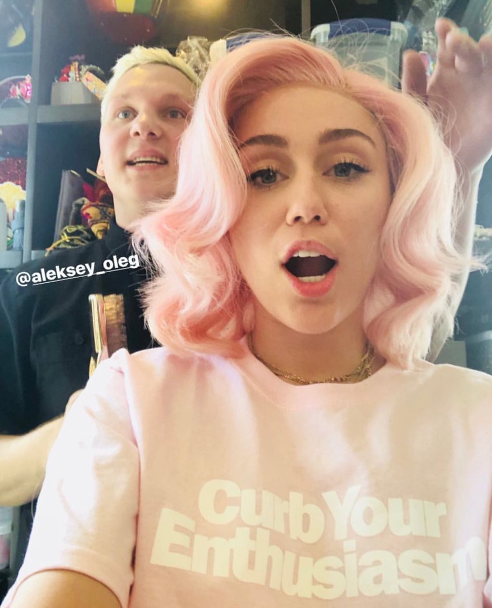 Miley Cyrus Pink Hair