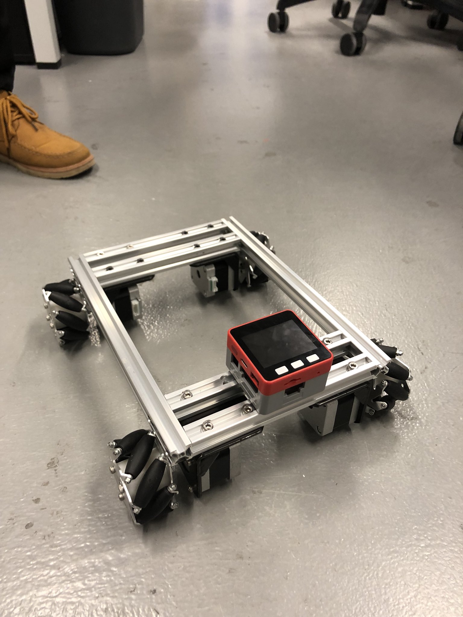 M5Stack on Twitter: "Hey, M5 4-wheels. https://t.co/dx9S4XYjqt" / Twitter