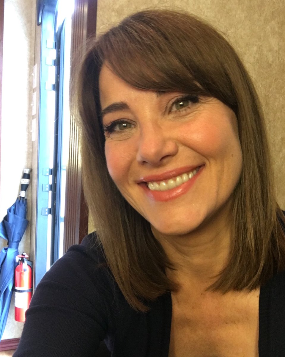 Kirsten Robek's Instagram, Twitter & Facebook on IDCrawl