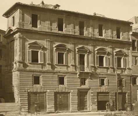 Palazzo Caprini