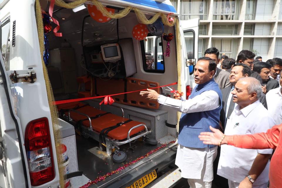 Gujarat govt launches mobile app for ‘108’ emergency ambulance service ...