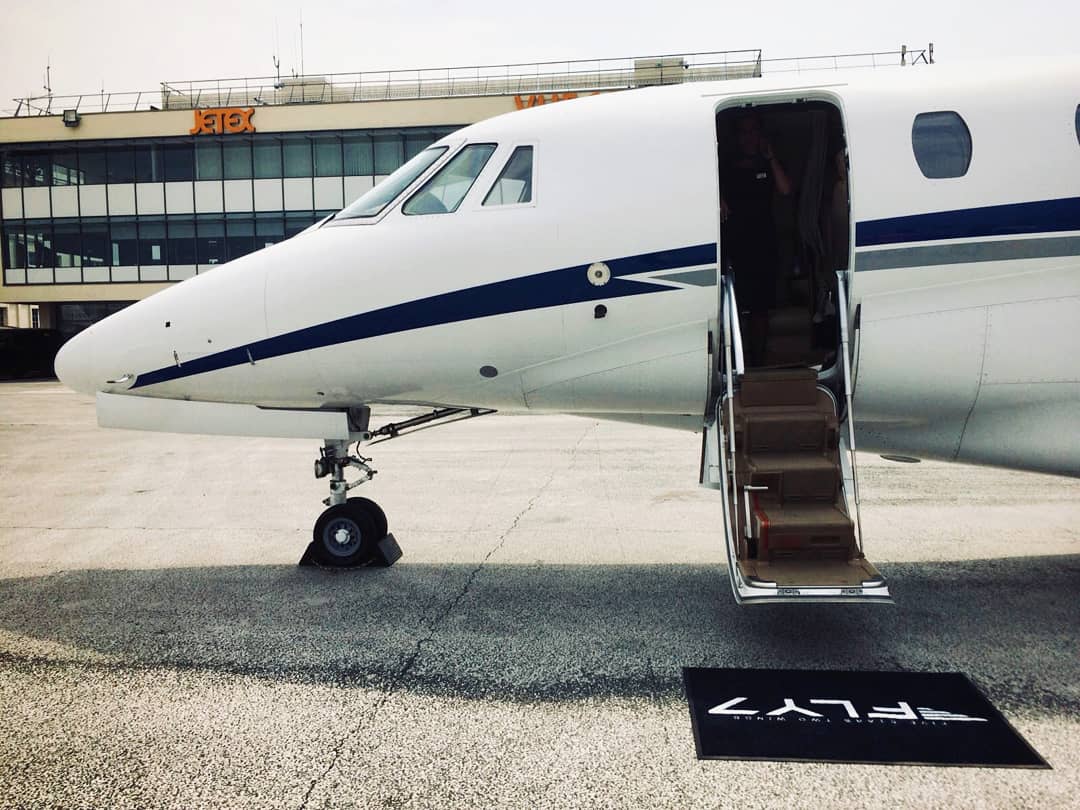 Fly7 - Charter a private jet ! Jet Hire