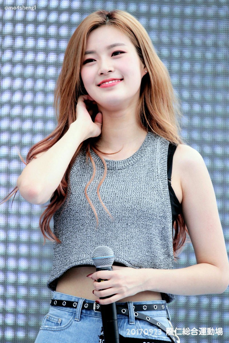 APPRECIATION - Is D.ANA one of the most wasted top visuals in K-POP ...