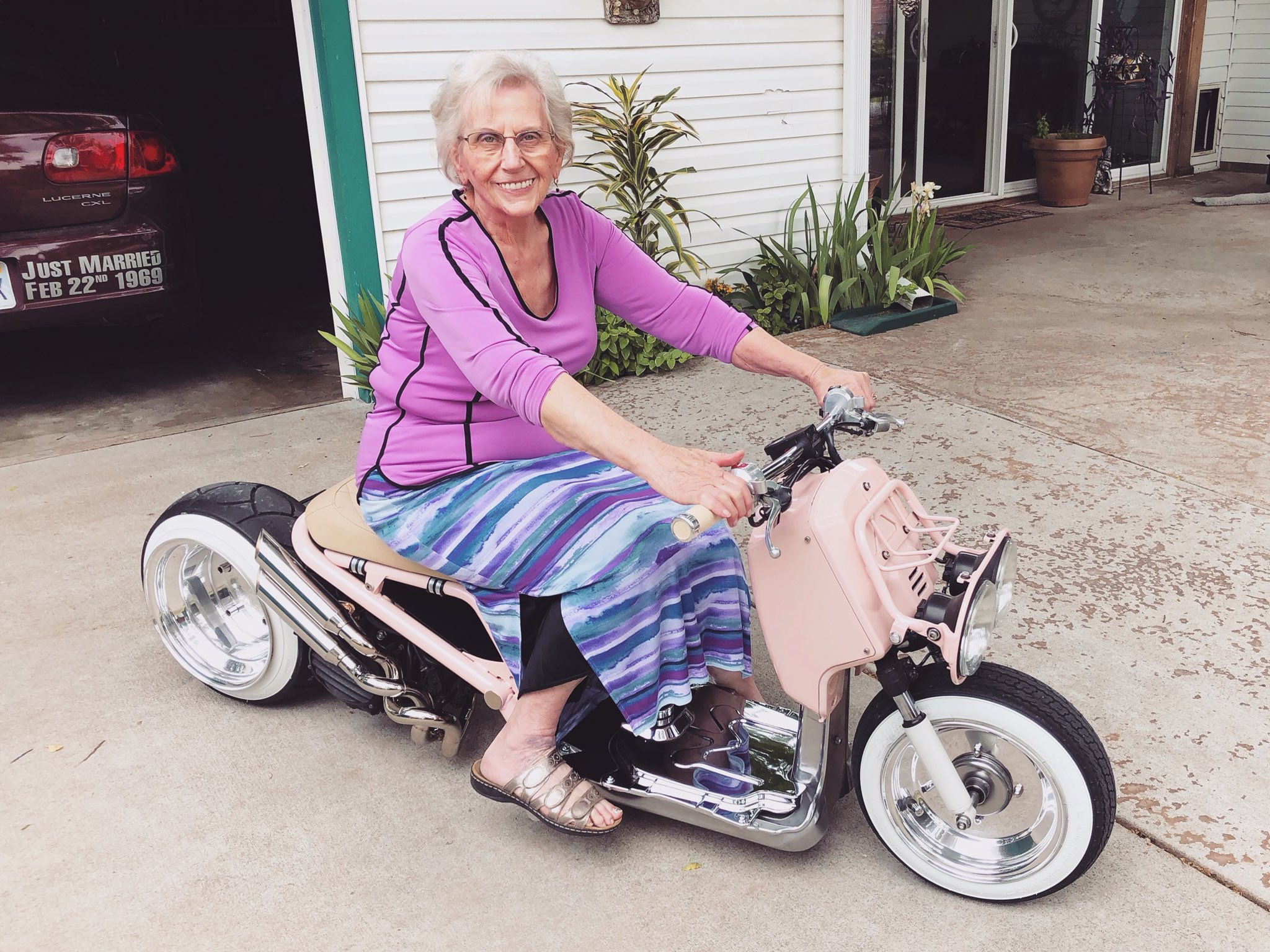 Honda Ruckus Custom Pink