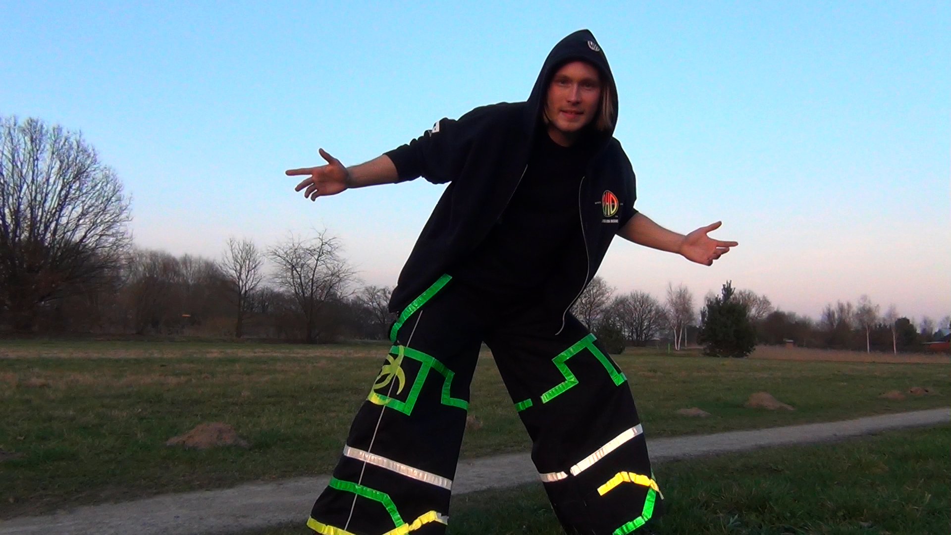 Hardstyle Shuffle Wallpaper