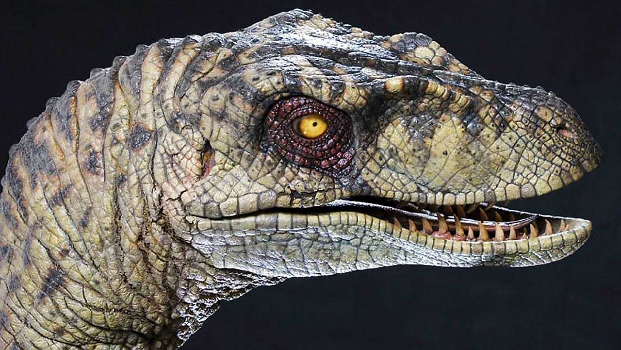 Jurassic Park 3 Velociraptor Female