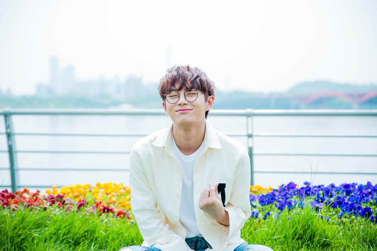 29 best u/official_choon images on Pholder | [#용국] 오늘 로즈데이래요 여러분!!!🌹히히히 ...