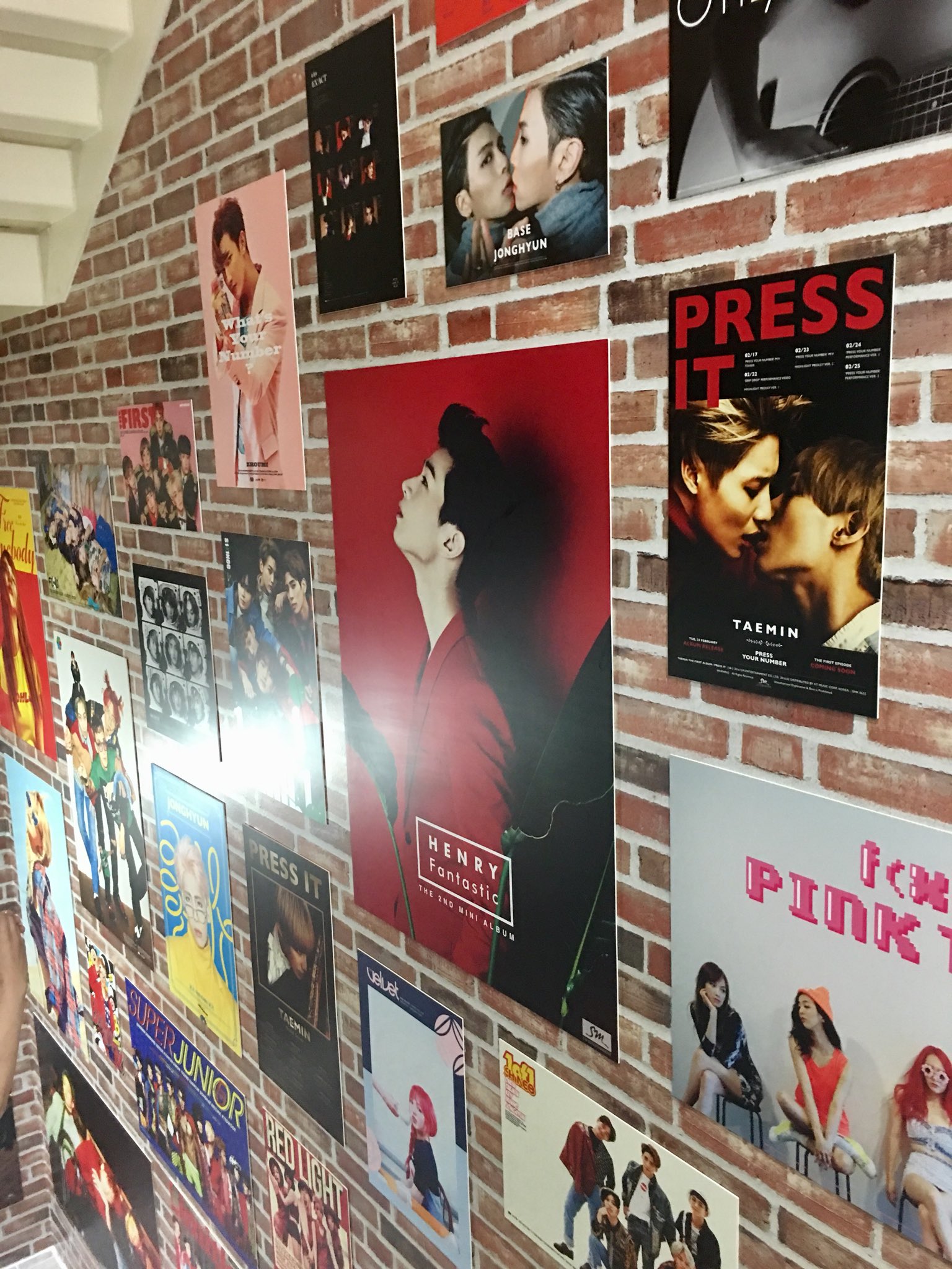 cs-ent on Twitter: "エイベは楽しければいいだけど、SMは美しければいい。それをSMミュージアム行って思いました。今のSMは売れなくてもトレンドから取り残されても美しさを追求 ...