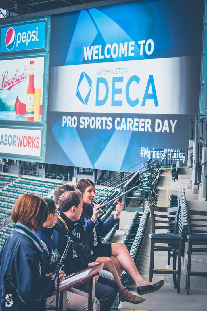 Welcome To Career Day Banner