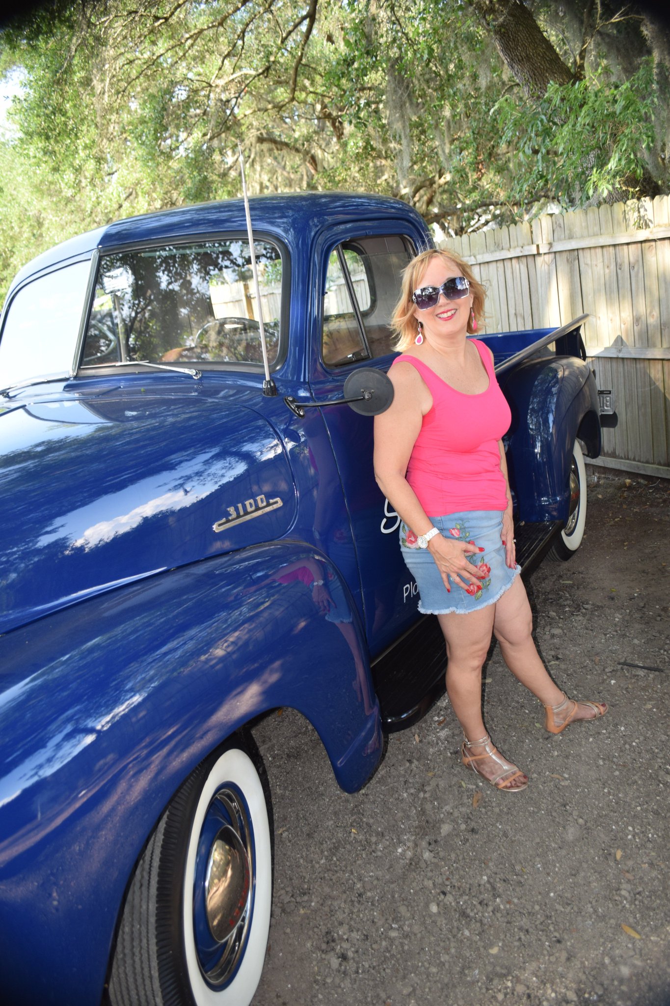 TW Pornstars - 4 pic. Rebecca Willaims. Twitter. Fun at the blueberry ...