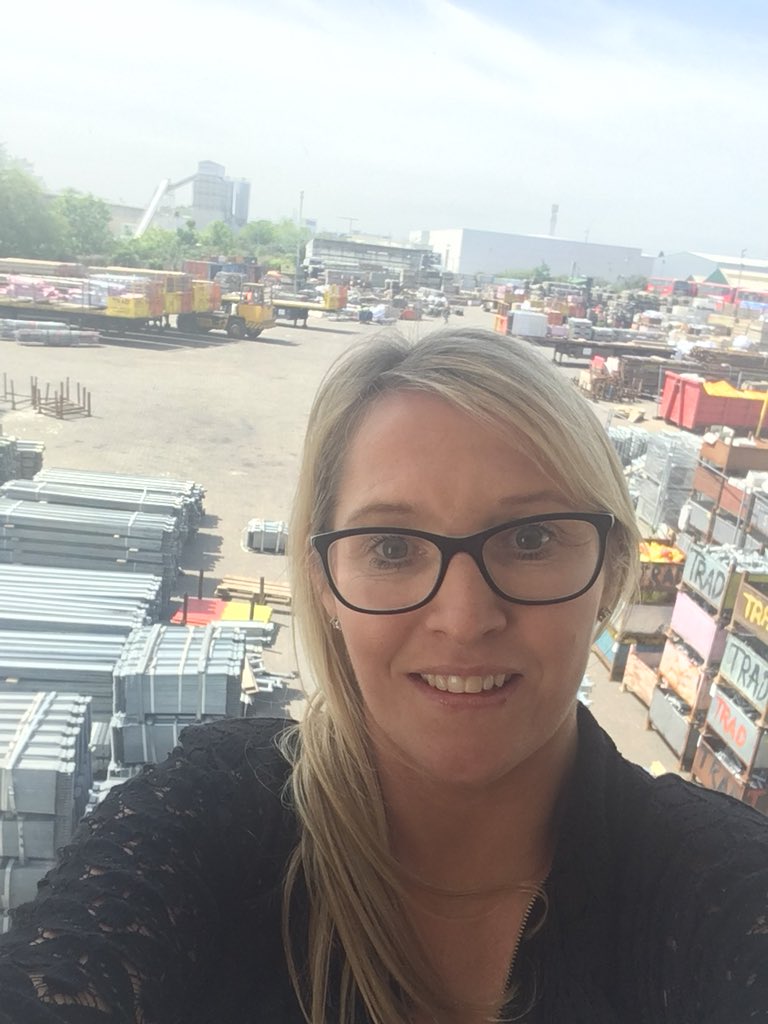 Amanda Armitage's Instagram, Twitter & Facebook on IDCrawl